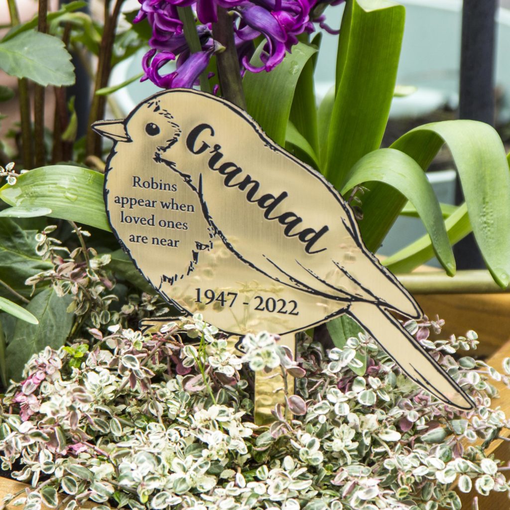 Personalised Memorial Robin Plaque | The Laser Boutique